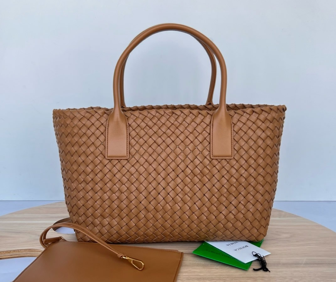 Bottega Veneta Medium Cabat B608810-wood – LuxTime DFO Handbags